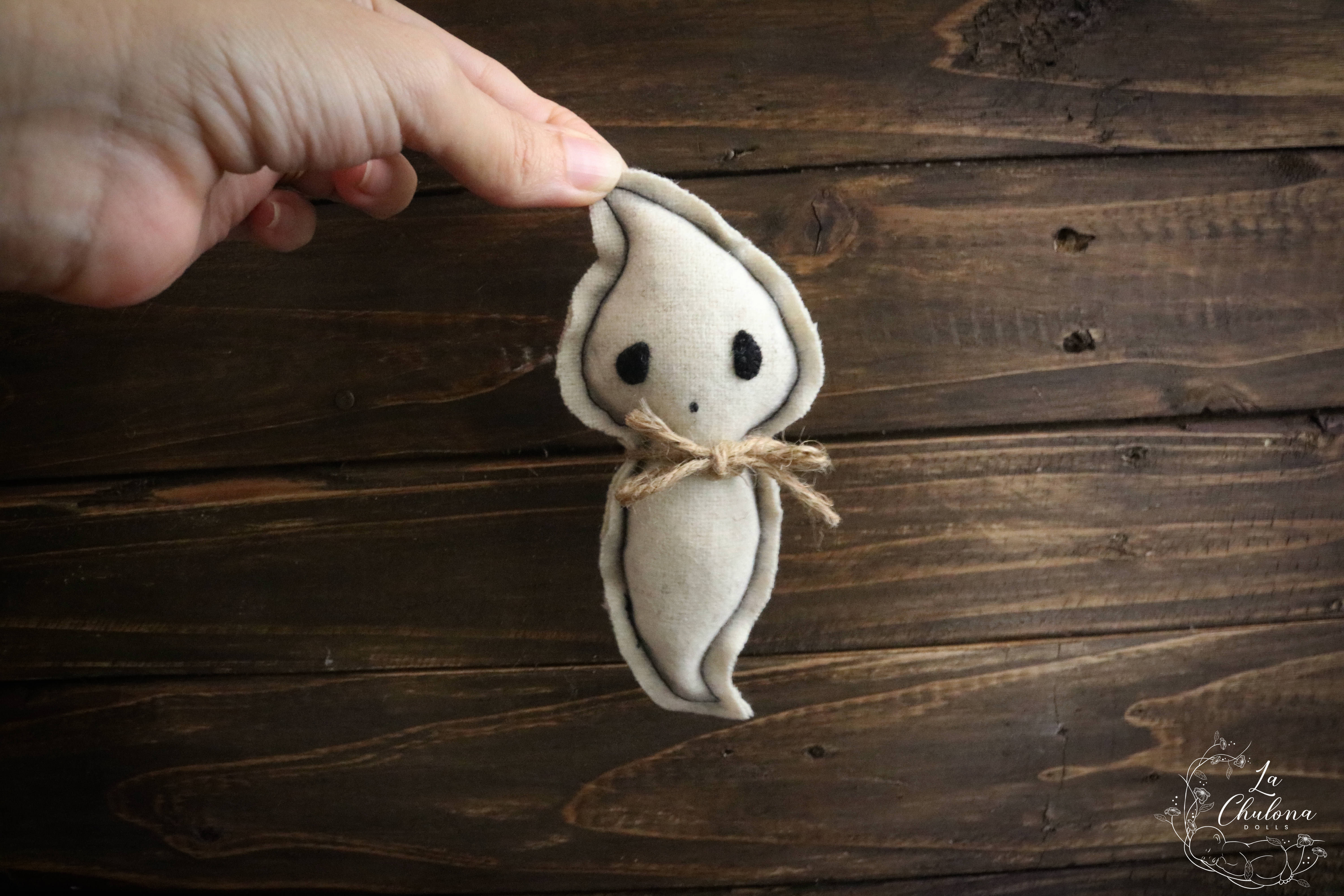 Free Little Ghost Pattern – La Chulona