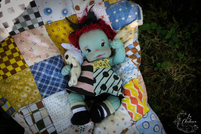Elly, a sweet dolly in love with skeletons – La Chulona